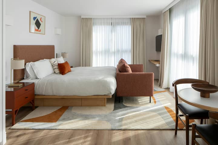 Rockwell East - Stratford