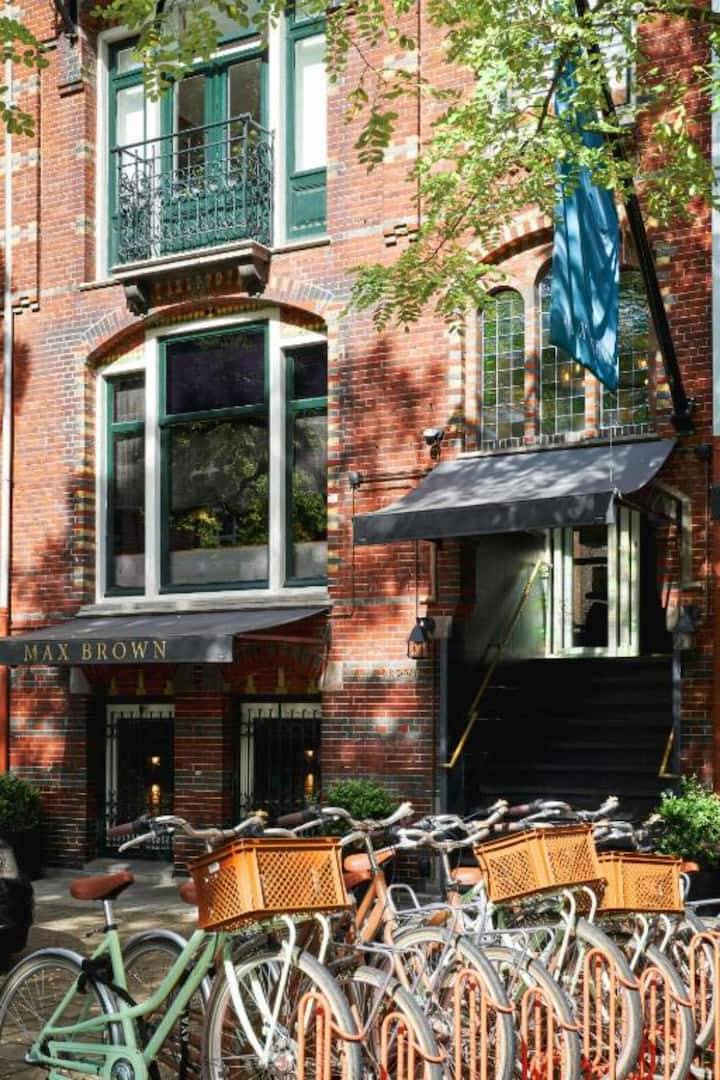 - Amsterdam
