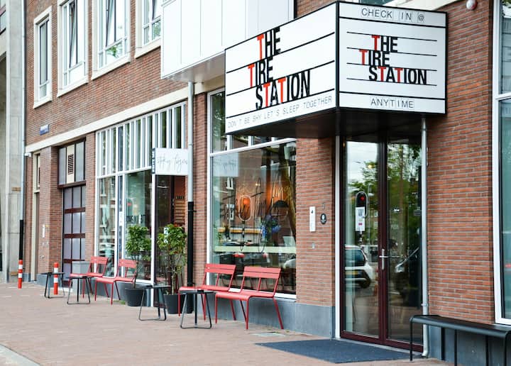Conscious Hotel The Tire Station - Ámsterdam