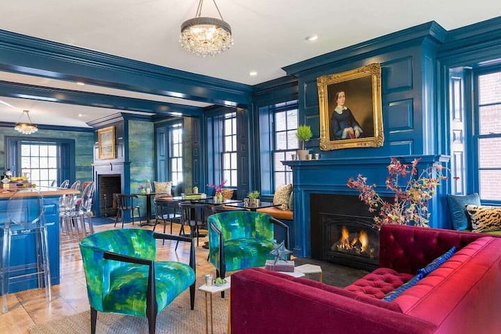 The Merchant - Salem, MA