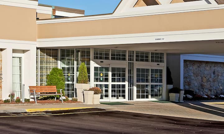 Envision Hotel & Conference Center Mansfield-foxbo - Mansfield, MA
