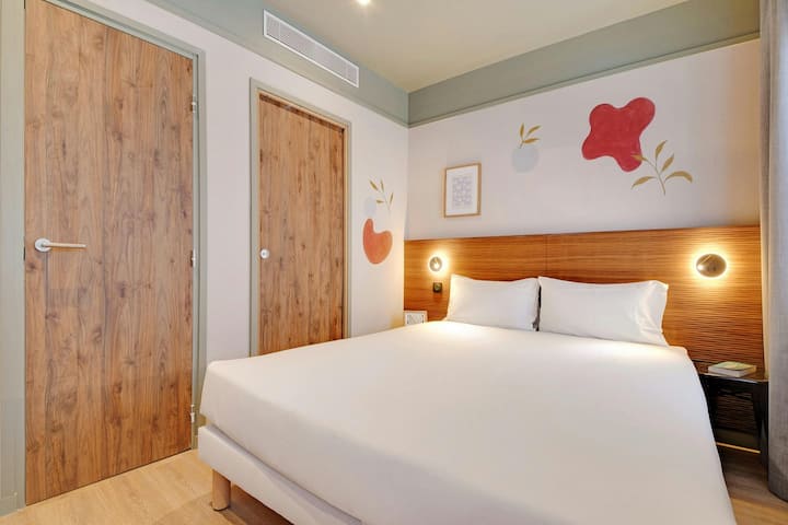 Cocoon Hotel - Saint-Ouen