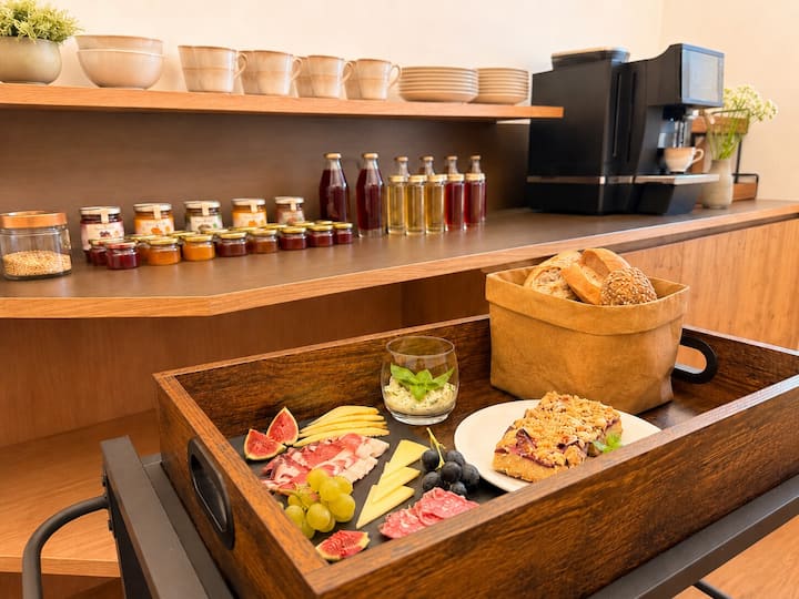 Mena Guesthouse - Gästezimmer Mit Frühstück - Merano