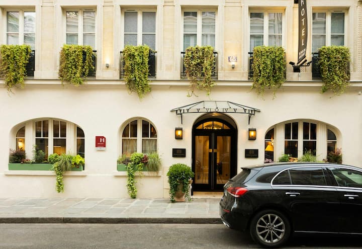 Bonsoir Madame - Paris