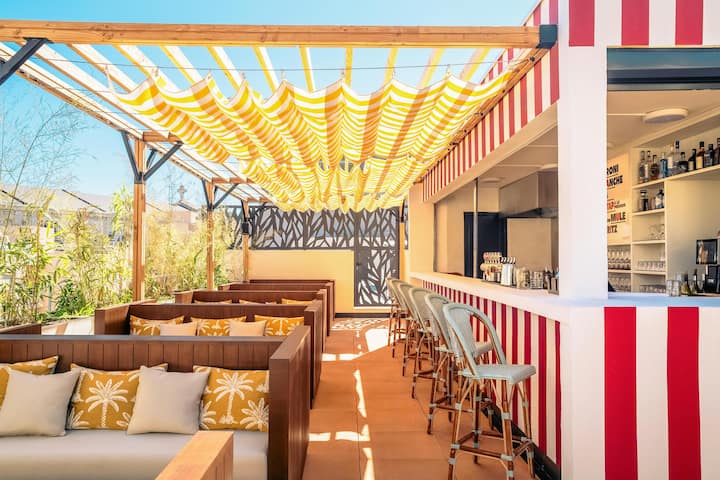 Rockypop Marseille Hôtel - Marseille