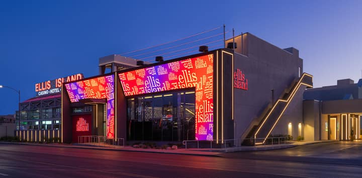 Ellis Island Hotel - Las Vegas, NV