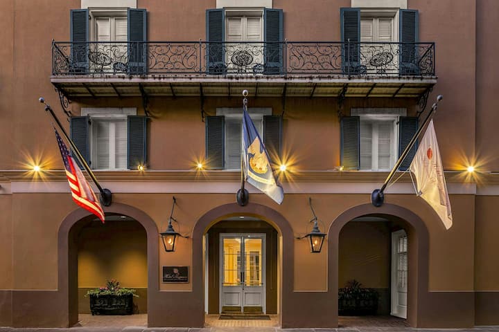 Hotel Mazarin - New Orleans, LA