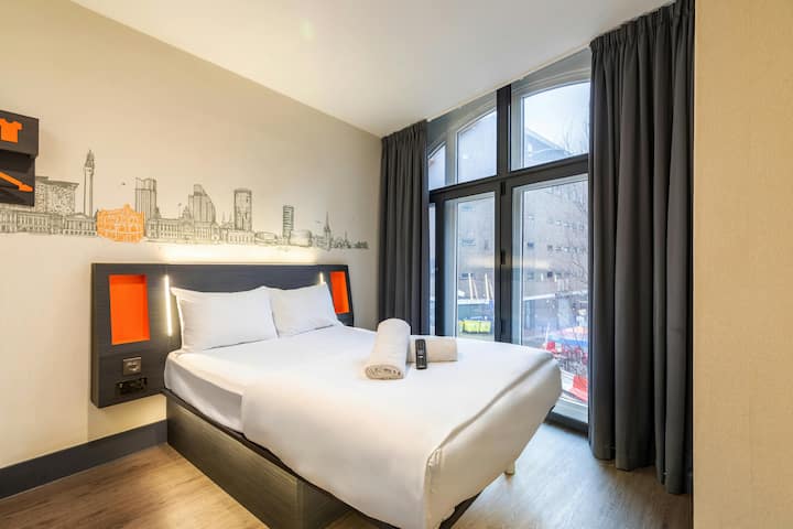 Easyhotel Birmingham - Birmingham