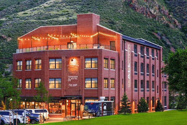 The Eddy Taproom & Hotel - Colorado