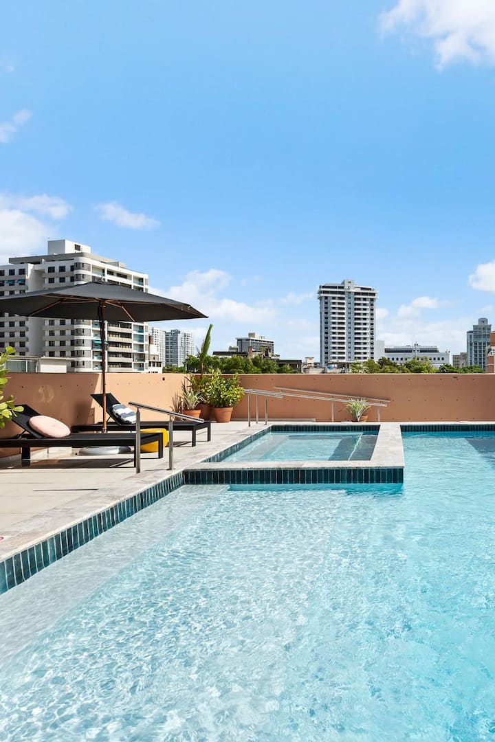 Hibird Apartment & Suites - San Juan