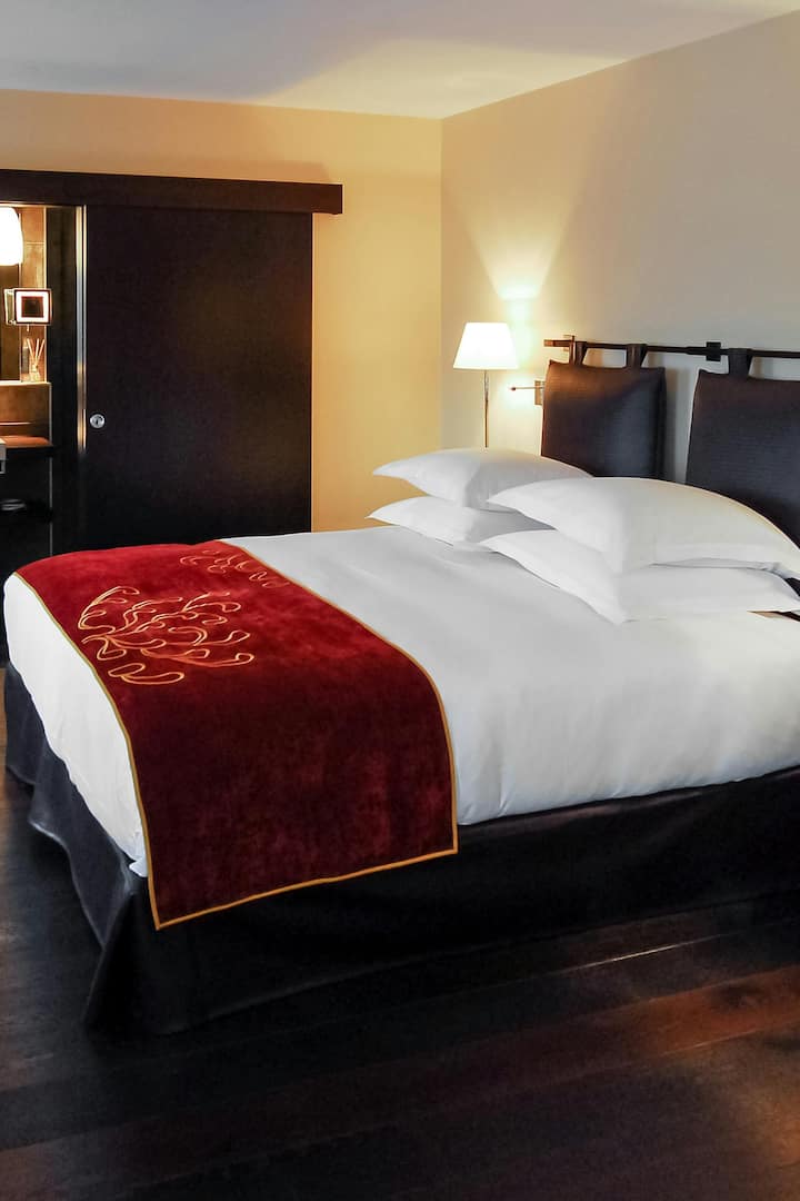 Eastwest Hotel By Malone - Canton of Geneva