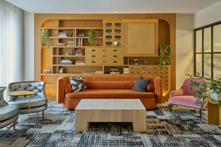 Hotel Rendale Washington Dc - Washington, DC