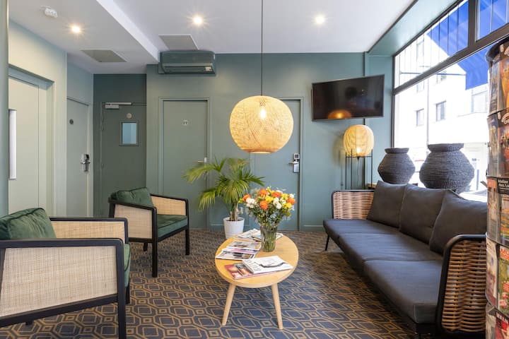 Hotel De Paris - Boulogne-Billancourt