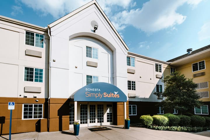 Sonesta Simply Suites Dallas Richardson - Dallas, TX