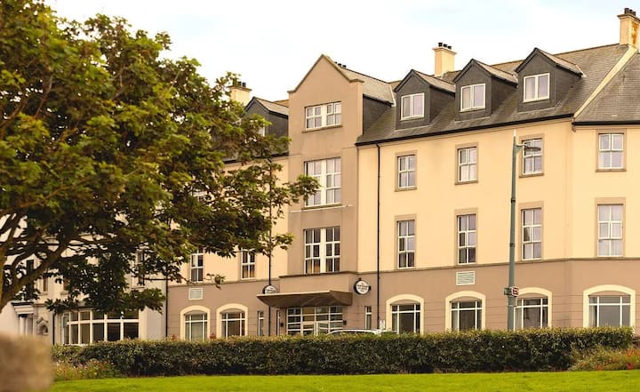 Portrush Atlantic Hotel - Castlerock