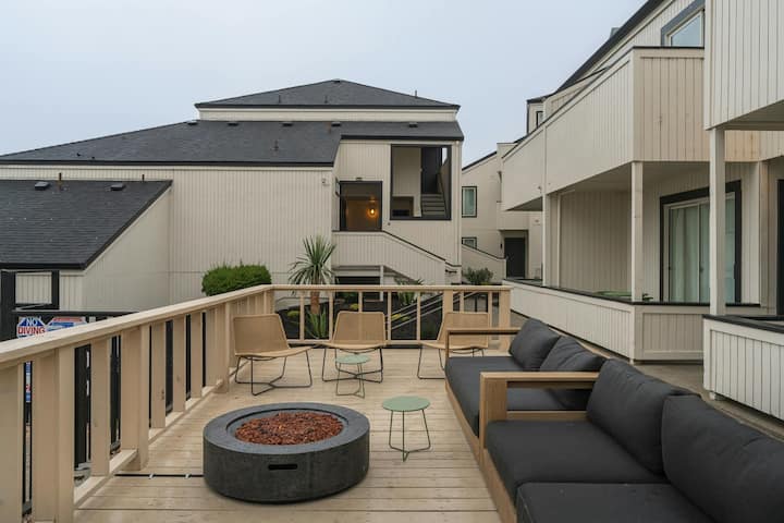Hotel Dega - Bodega Bay, CA