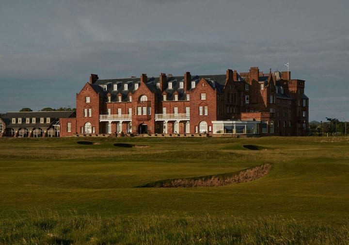 Marine Troon - Troon