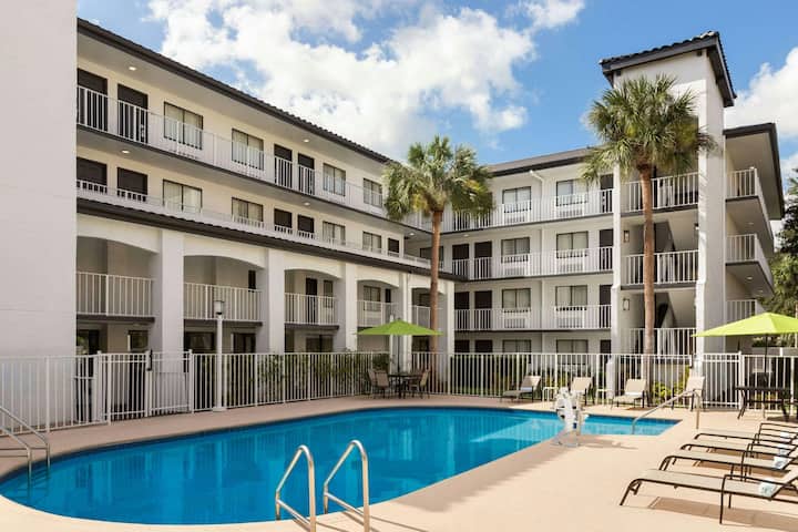 Mai Hana Hotel - Orlando