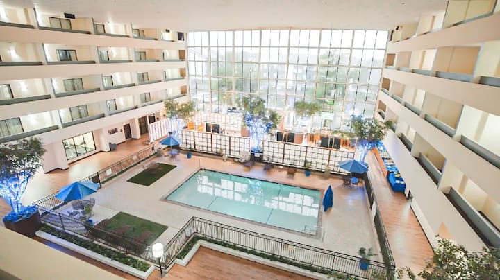 Atrium Hotel And Suites - Irving, TX