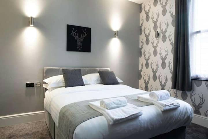 Glebe Hotel Liverpool - Liverpool