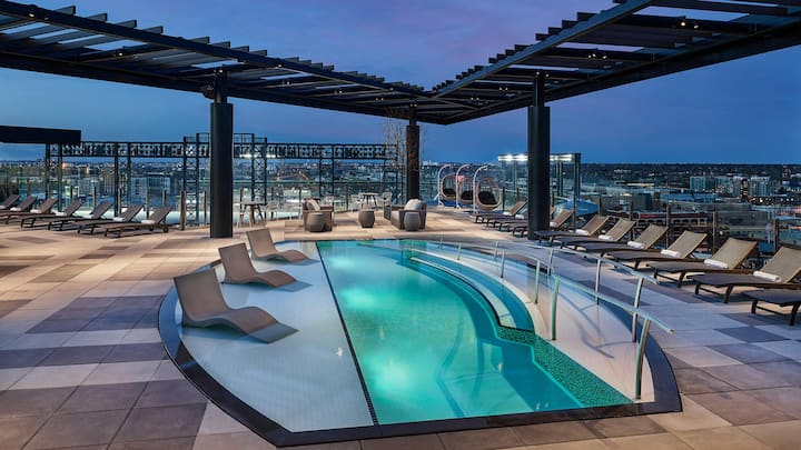 The Rally Hotel At Mcgregor Square - Denver, CO