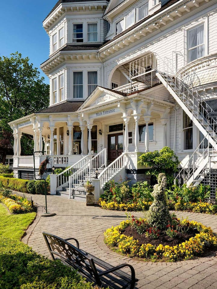 Pendray Inn And Tea House - Victoria
