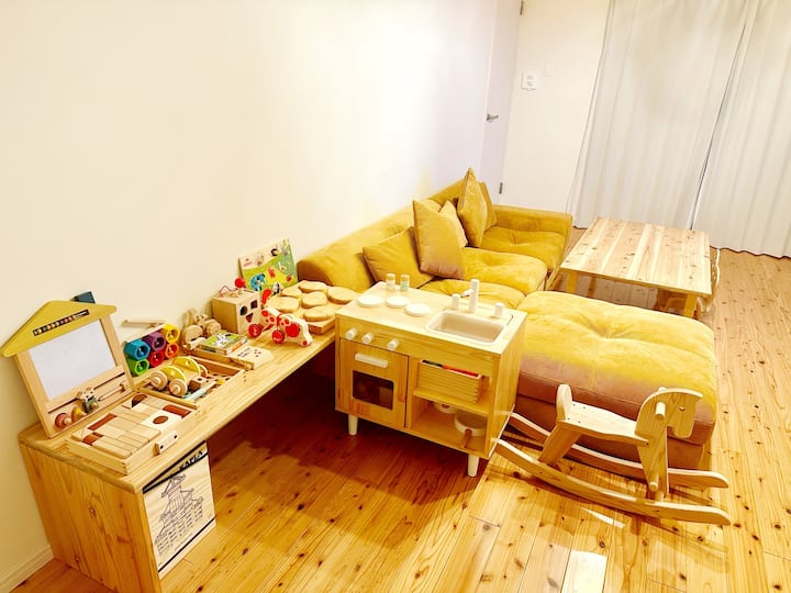 【Children Are Welcome】【baby Supplies Available】【free Washing Machine And Dryer】travel Hostel Naha-de.asob. - Naha