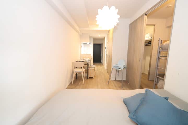 10-minute Walk From Hakata Station. Children And Babies Welcome. Recently Built Family Apartment. Lh303. Families Welcome. - Fukuoka, Japan