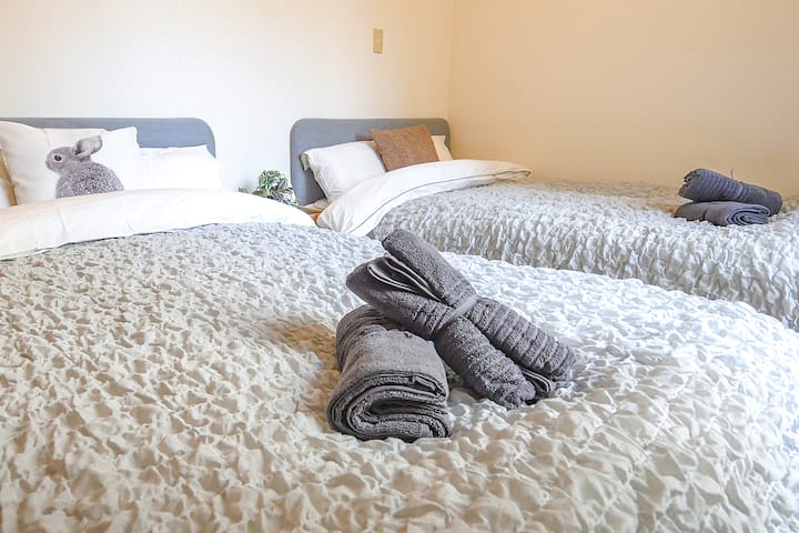 Shirokane Stay|quiet & Comfortable|near Metro、ベッド. - 品川区