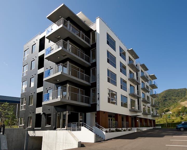 Yama Shizen 2, 2-bed Apartment - Niseko