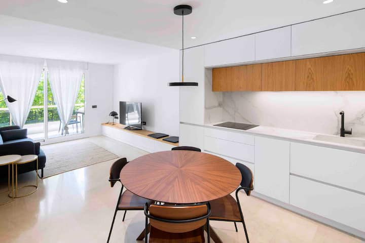 Escape To Sitges Seafront, Pool, Apartment With K. - Sitges