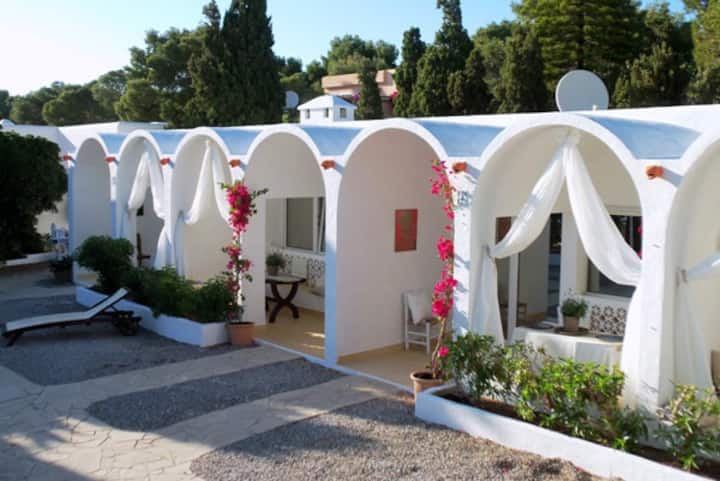 Grassionetta Apartamentos - Sant Antoni de Portmany