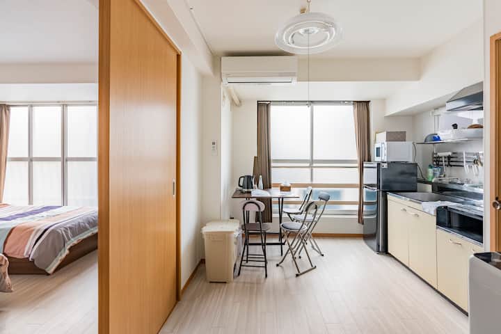 Appartement Privé Pas Cher Près De La Gare De Namba, Appartement Avec 2 Lits Simples - Osaka