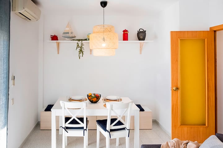 Apartamentos De Núria, 1 Minute From The Beach, Apartam... - Cambrils