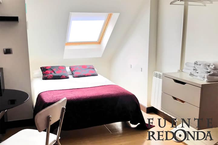 Apartamentos Fuente Redonda, Apartamento Con 2 Ca. - Úbeda