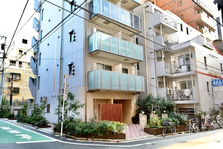 Sachibelman Minami-otsuka Third Apartment #5 Minutes On Foot From Otsuka Station On The Jr Yamanote Line, Apartment With A Double Bed And A Sofa Bed, 9th Floor-1 - Ikebukuro