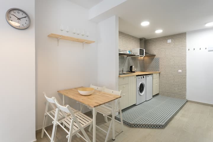 Nice Apartment In The Old Town Near The Beach, Co. - Tossa de Mar