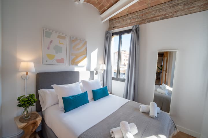 Feelathome Stadium Apartments Barcelona, Std - Mo. - L'Hospitalet de Llobregat
