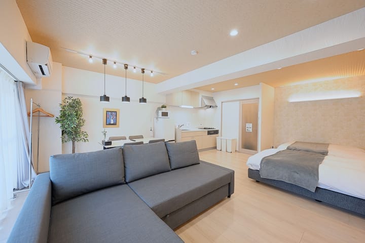 【博多駅徒歩6分】fukuoka Apartment|家族・グループに最適|広々リビング|設備充実 - Fukuoka