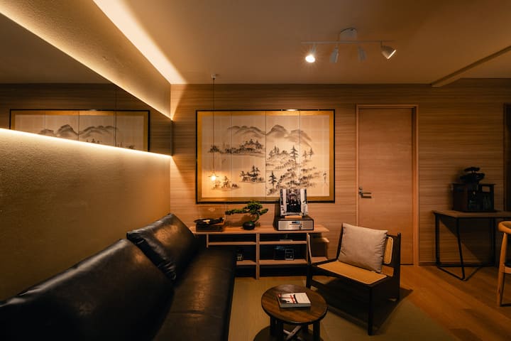 新宿中心部・歌舞伎町徒歩3
分/リノベーションされたお部屋、新宿中心部・歌舞伎町徒歩3分・最大... - Shinjuku City