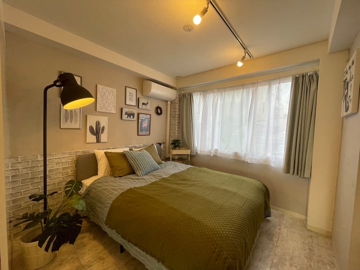 5-minute Walk From Higashi-shinjuku | Near Kabukicho | Rooms Designed With Japanese Beauty As The Theme | Shinjuku Senen | [Oug] Enjoy Wabi-sabi. - Shinjuku City