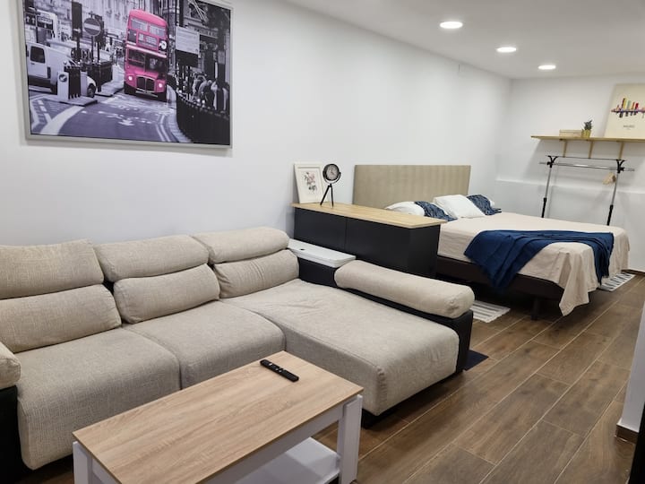 Maria Elena Apartments, Colombia Apartment. - Madrid