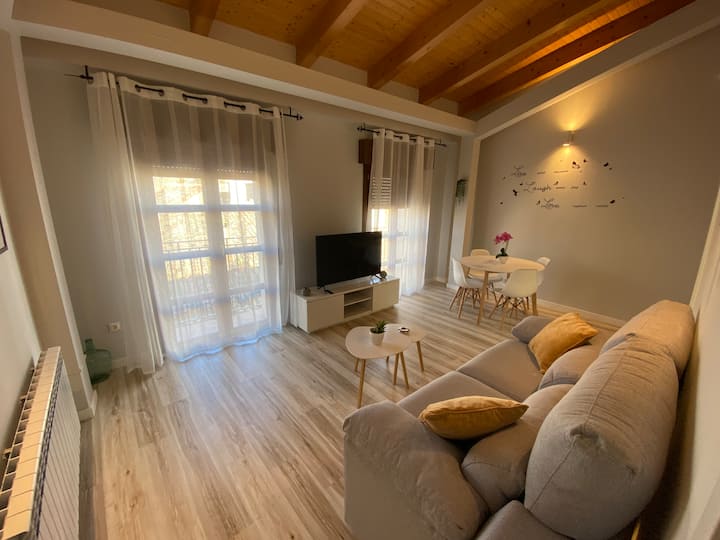 Casa Alberto, Casa Alberto 3 à Gauche - Tudela