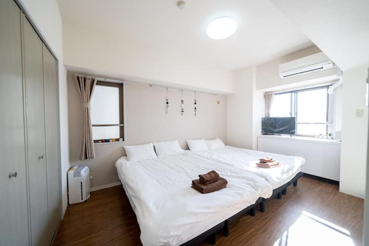 Alex Sendagi Jr Subway Yuzhong Yinzhuang 6-minute Walk / Kitchen, 504# Apartment With A Large Bed And A Small Double Bed - Tokyo