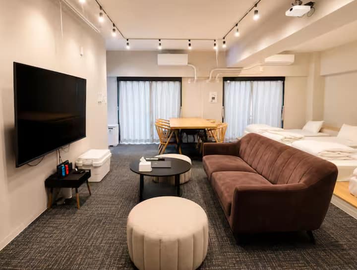 Tsutenkaku Is Right Nearby! The Best Accommodation For Sightseeing In Namba And Dotonbori, Fyj706 [Kp] - Osaka