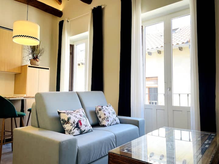 Apartamentos De Cristian, Apartamento Rosa - Granada