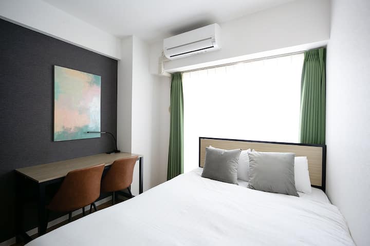 8-minute Walk From Mitaka Station / Popular Jr Chuo Line / Direct Train To Shinjuku Station / Daffitto Mitaka, Room For 2 People. - Tokio