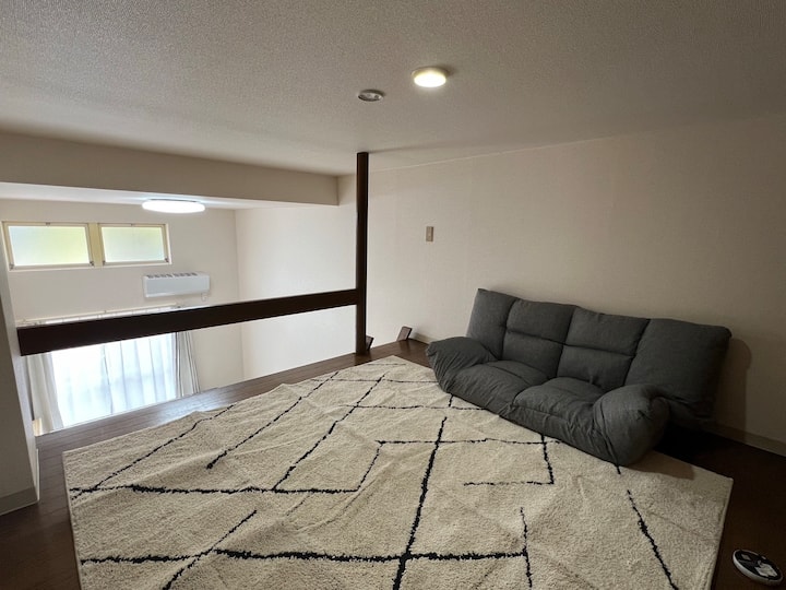 Casa Kamome, Room 2, 102. Two Single Beds. Two Futons In The Loft. Maximum Of Four People. - 静岡県