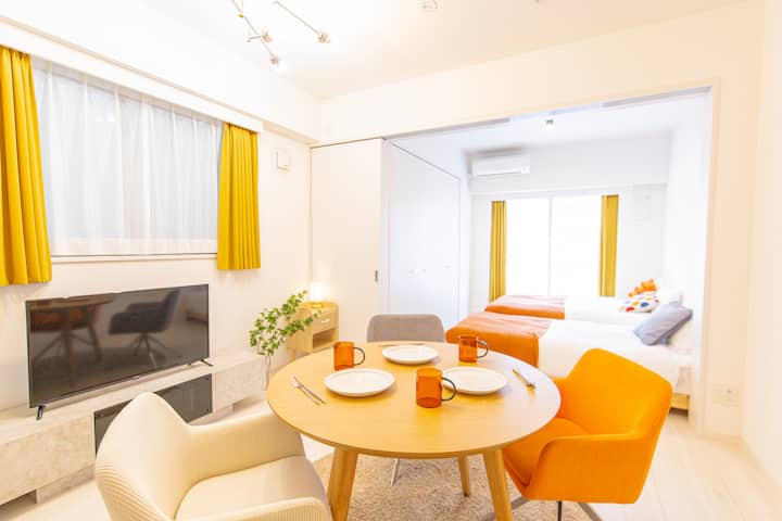 [Asakusa & Skytree & Sumida River Sightseeing] Accommodates 3 People /Wi-fi/renovated/spacious 1 Living Room, Dining Room, And Kitchen/elevator... - Ginza