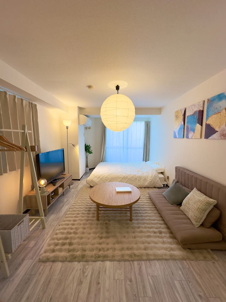 Natural Tokyo Stay｜5 Minutes From Tabata! Stylish And Relaxing Space With A Double Bed And Sofa. - Tokio
